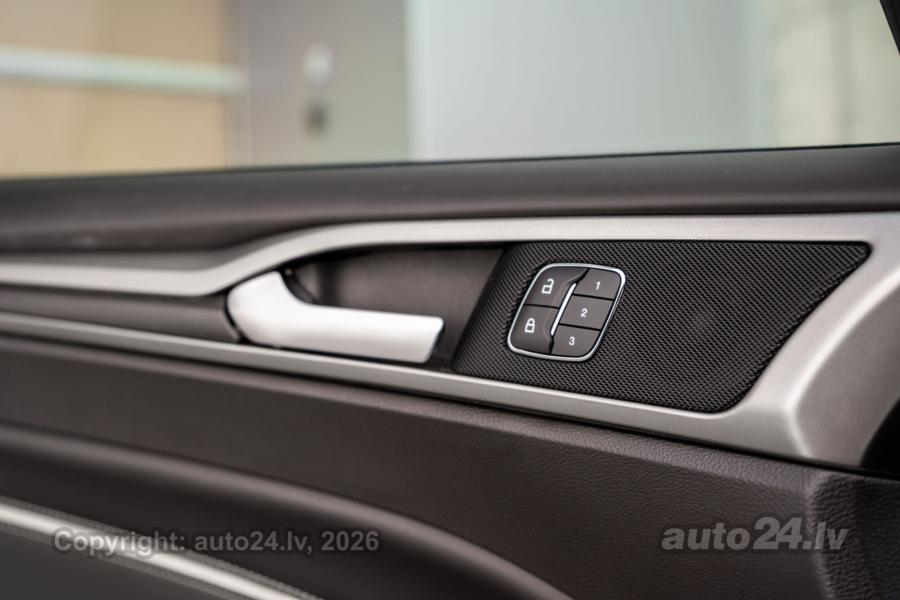 Balts Ford Mondeo 2019 Tartu, ar dzinēja tilpumu 2.00 L un nobraukumu 84 tūkst. km par 18900 €, foto 19 vietnē AUTOMOTO.COM.LV