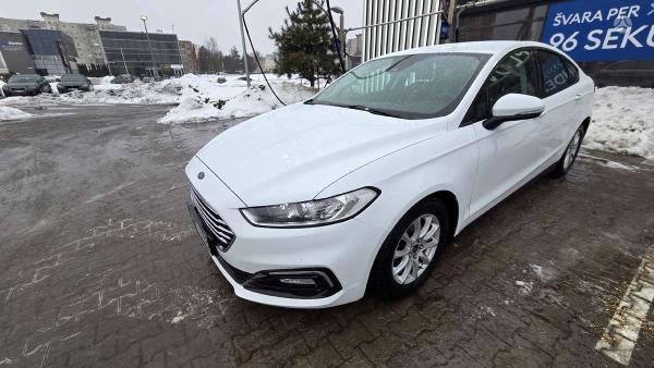 Balts Ford Mondeo 2020 Kauņa, ar dzinēja tilpumu 2.00 L un nobraukumu 132 tūkst. km par 9200 €, foto 1 vietnē AUTOMOTO.COM.LV
