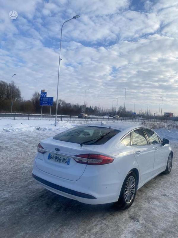 Balts Ford Mondeo 2021 Tauragė, ar dzinēja tilpumu 2.00 L un nobraukumu 315 tūkst. km par 10900 €, foto 4 vietnē AUTOMOTO.COM.LV