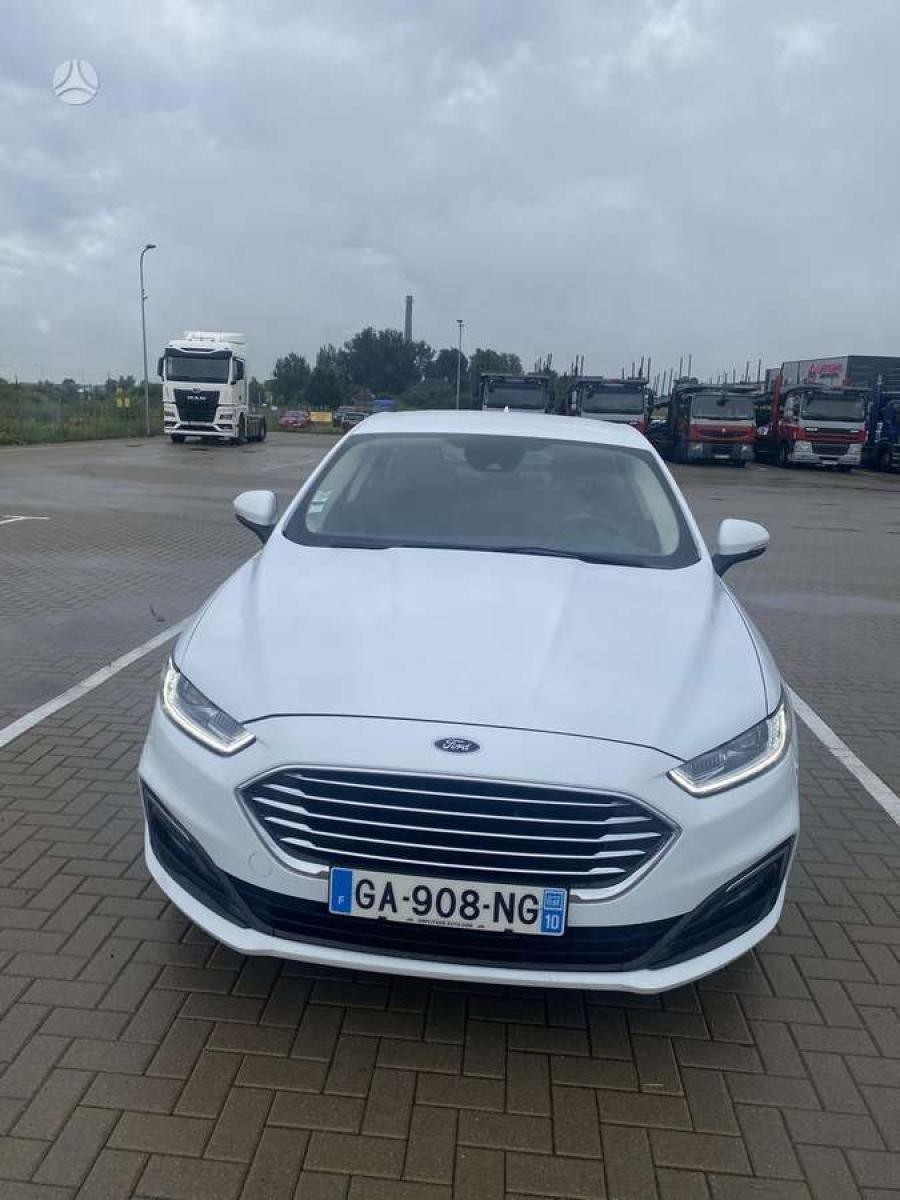 Balts Ford Mondeo 2021 Tauragė, ar dzinēja tilpumu 2.00 L un nobraukumu 326 tūkst. km par 8999 €, foto 3 vietnē AUTOMOTO.COM.LV