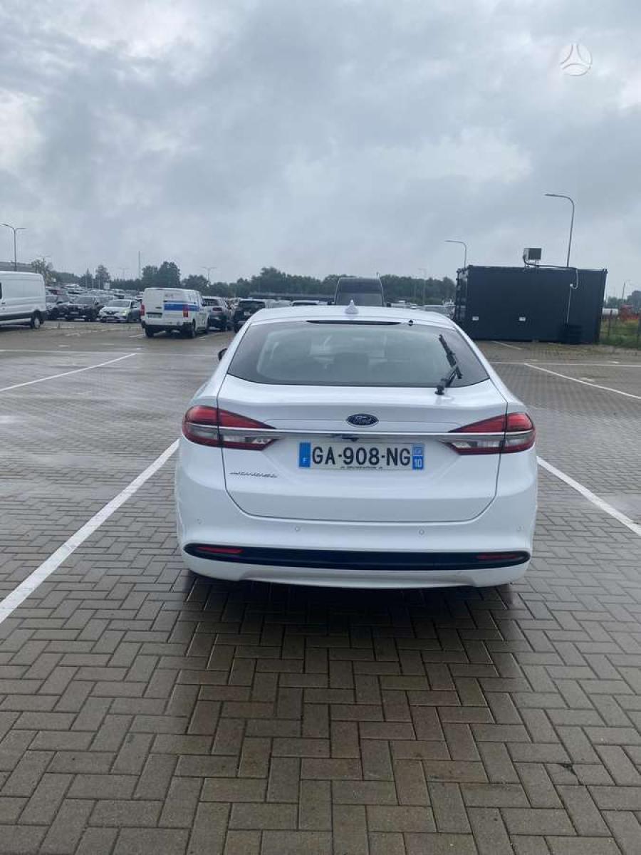 Balts Ford Mondeo 2021 Tauragė, ar dzinēja tilpumu 2.00 L un nobraukumu 326 tūkst. km par 8999 €, foto 5 vietnē AUTOMOTO.COM.LV