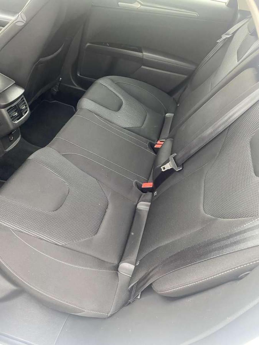 Balts Ford Mondeo 2021 Tauragė, ar dzinēja tilpumu 2.00 L un nobraukumu 326 tūkst. km par 8999 €, foto 15 vietnē AUTOMOTO.COM.LV