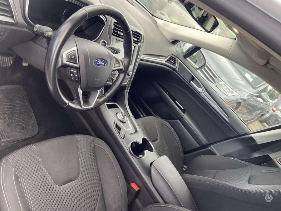 Balts Ford Mondeo 2021 Klaipėda, ar dzinēja tilpumu 2.00 L un nobraukumu 2 tūkst. km par 10800 €, foto 11 vietnē AUTOMOTO.COM.LV