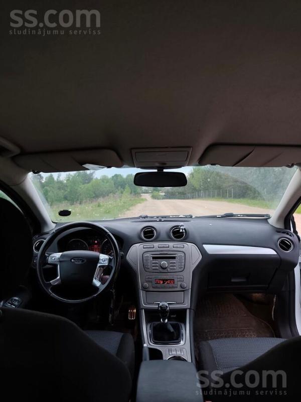 White Ford Mondeo 2008 in Rezekne, with an engine capacity of 2.00 L and mileage of 269 thousand km for 2250 €, photo 4 on AUTOMOTO.COM.LV