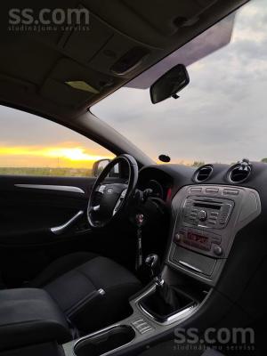 Balts Ford Mondeo 2008 Rēzekne, ar dzinēja tilpumu 2.00 L un nobraukumu 269 tūkst. km par 2250 €, foto 7 vietnē AUTOMOTO.COM.LV