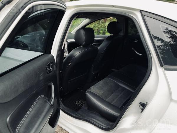 Balts Ford Mondeo 2008 Cēsis, ar dzinēja tilpumu 2.00 L un nobraukumu 340 tūkst. km par 2050 €, foto 7 vietnē AUTOMOTO.COM.LV