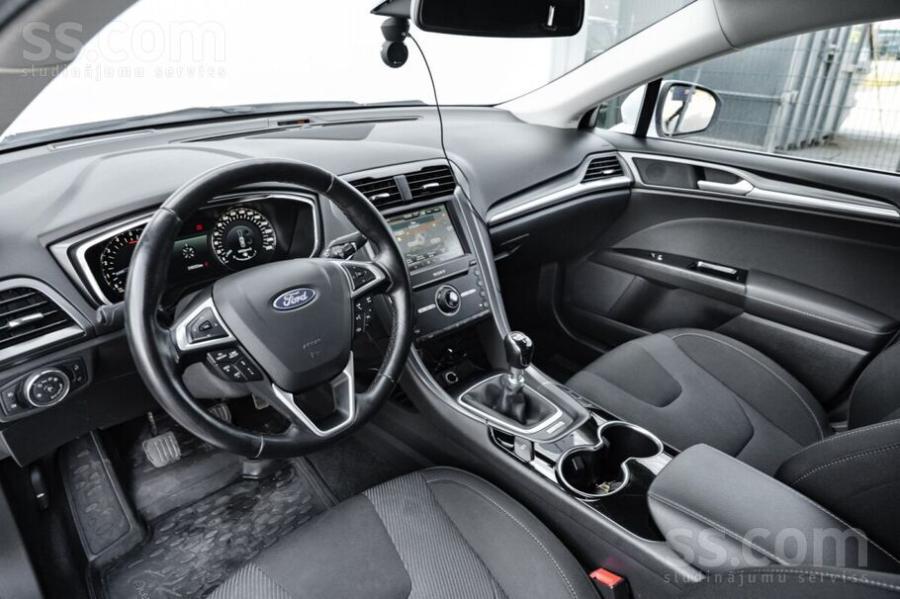 Balts Ford Mondeo 2015 Rīga, ar dzinēja tilpumu 2.00 L un nobraukumu 246 tūkst. km par 7950 €, foto 18 vietnē AUTOMOTO.COM.LV