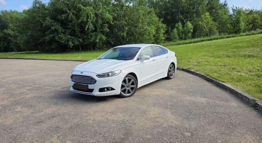 White Ford Mondeo 2015 in Kaunas, with an engine capacity of 1.50 L and mileage of 216 thousand km for 8000 €, photo 3 on AUTOMOTO.COM.LV