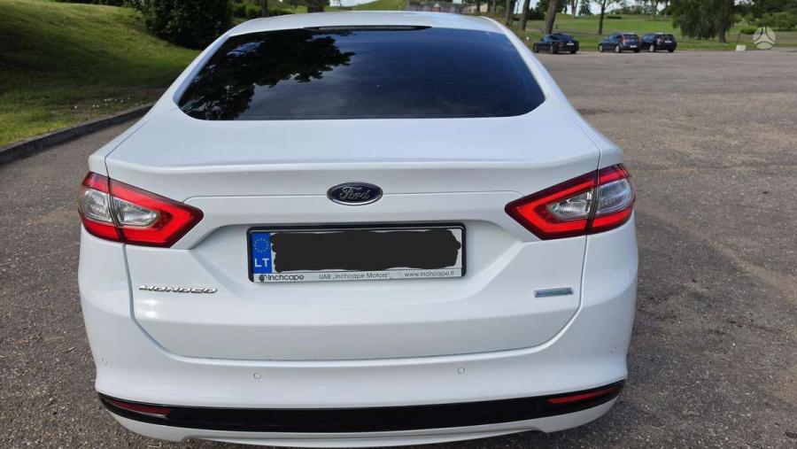 White Ford Mondeo 2015 in Kaunas, with an engine capacity of 1.50 L and mileage of 216 thousand km for 8000 €, photo 7 on AUTOMOTO.COM.LV