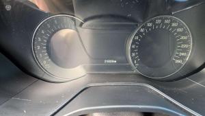 White Ford Mondeo 2015 in Kaunas, with an engine capacity of 1.50 L and mileage of 216 thousand km for 8000 €, photo 12 on AUTOMOTO.COM.LV