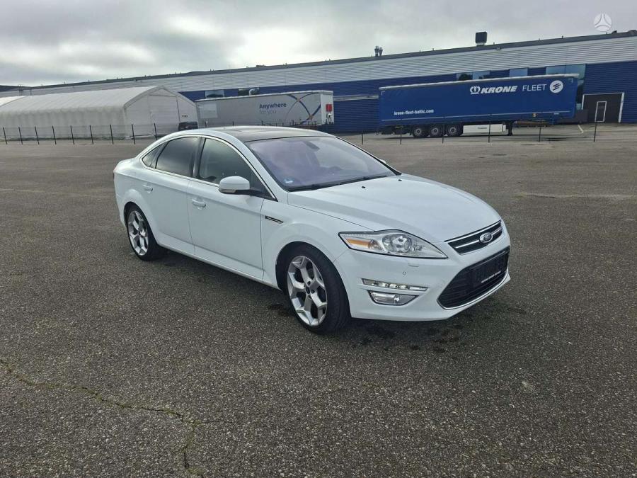 White Ford Mondeo 2015 in Kaunas, with an engine capacity of 1.56 L and mileage of 300 thousand km for 5000 €, photo 7 on AUTOMOTO.COM.LV
