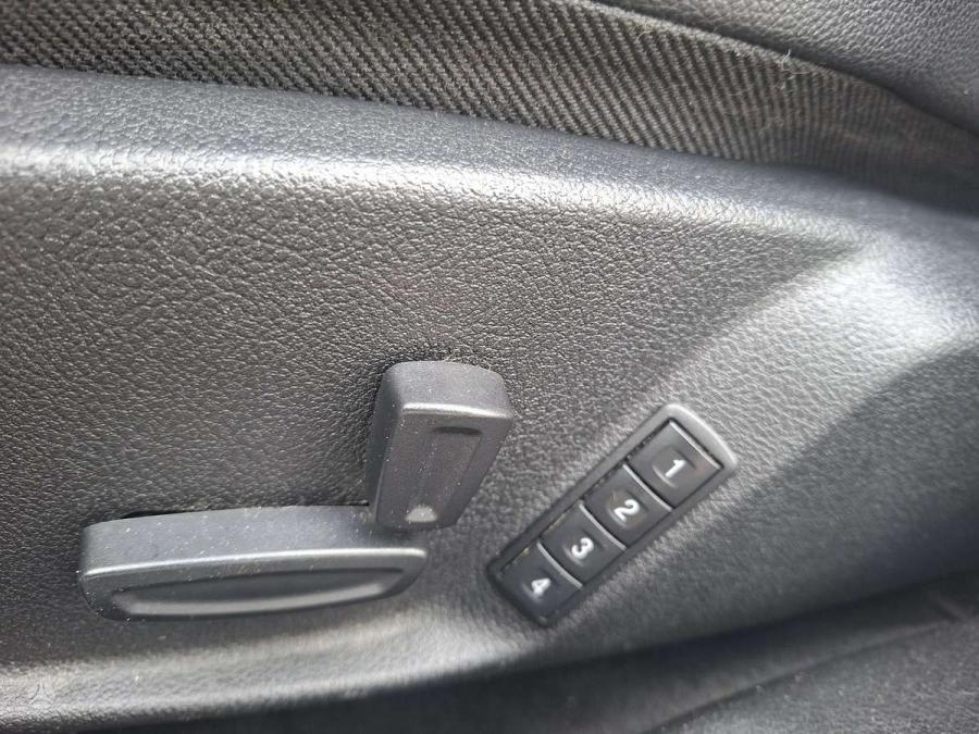 White Ford Mondeo 2015 in Kaunas, with an engine capacity of 1.56 L and mileage of 300 thousand km for 5000 €, photo 10 on AUTOMOTO.COM.LV