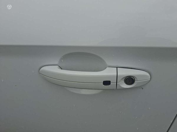 White Ford Mondeo 2015 in Kaunas, with an engine capacity of 1.56 L and mileage of 300 thousand km for 5000 €, photo 11 on AUTOMOTO.COM.LV