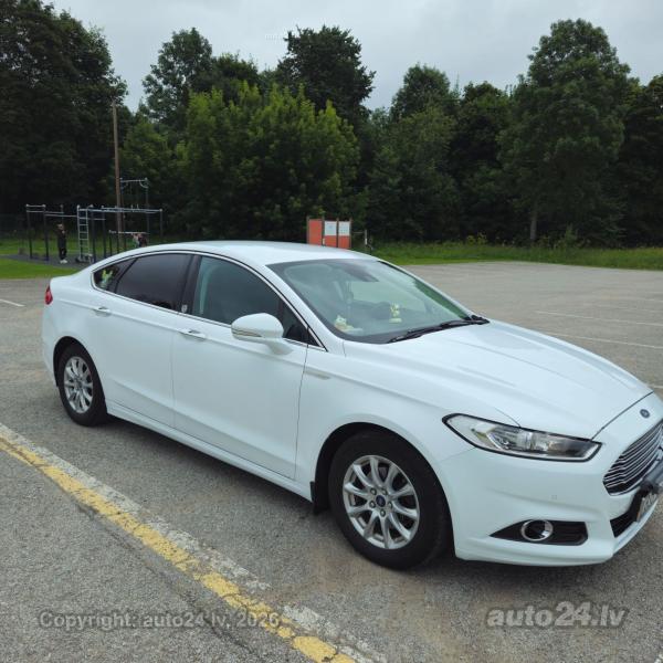 Balts Ford Mondeo 2016 Kohtla-Jerve, ar dzinēja tilpumu 2.00 L un nobraukumu 175 tūkst. km par 8900 €, foto 4 vietnē AUTOMOTO.COM.LV
