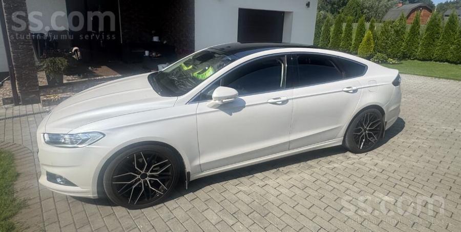 Balts Ford Mondeo 2016 Rīga, ar dzinēja tilpumu 1.50 L un nobraukumu 75 tūkst. km par 9850 €, foto 6 vietnē AUTOMOTO.COM.LV