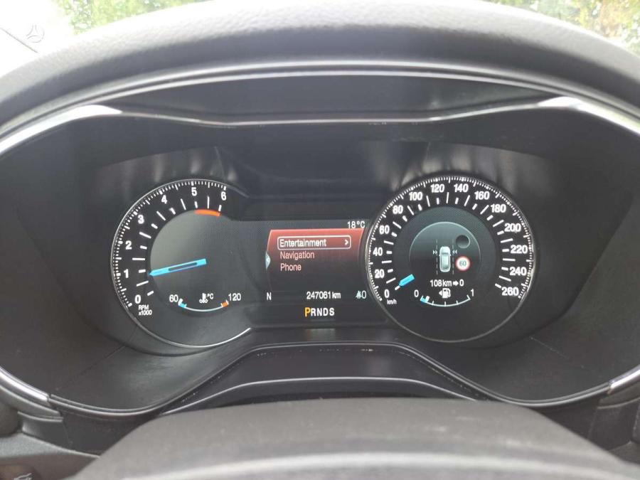 White Ford Mondeo 2016 in Alytus, with an engine capacity of 2.00 L and mileage of 247 thousand km for 5249 €, photo 13 on AUTOMOTO.COM.LV