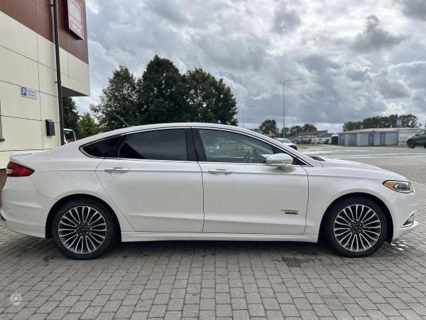 Balts Ford Mondeo 2017 Kretinga, ar dzinēja tilpumu 2.00 L un nobraukumu 159 tūkst. km par 12499 €, foto 8 vietnē AUTOMOTO.COM.LV