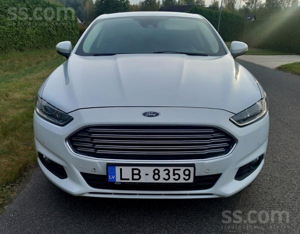 White Ford Mondeo 2017 in Riga, with an engine capacity of 1.50 L and mileage of 233 thousand km for 6900 €, photo 7 on AUTOMOTO.COM.LV