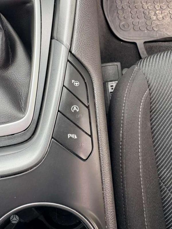 Balts Ford Mondeo 2018 Panevēža, ar dzinēja tilpumu 2.00 L un nobraukumu 250 tūkst. km par 6999 €, foto 10 vietnē AUTOMOTO.COM.LV