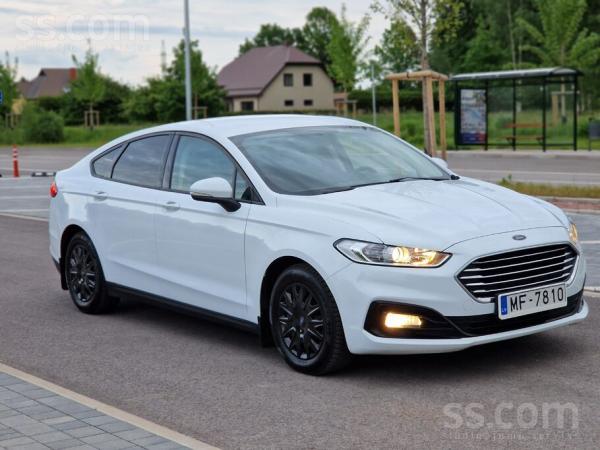 Balts Ford Mondeo 2019 Jelgava, ar dzinēja tilpumu 2.00 L un nobraukumu 159 tūkst. km par 8500 €, foto 2 vietnē AUTOMOTO.COM.LV