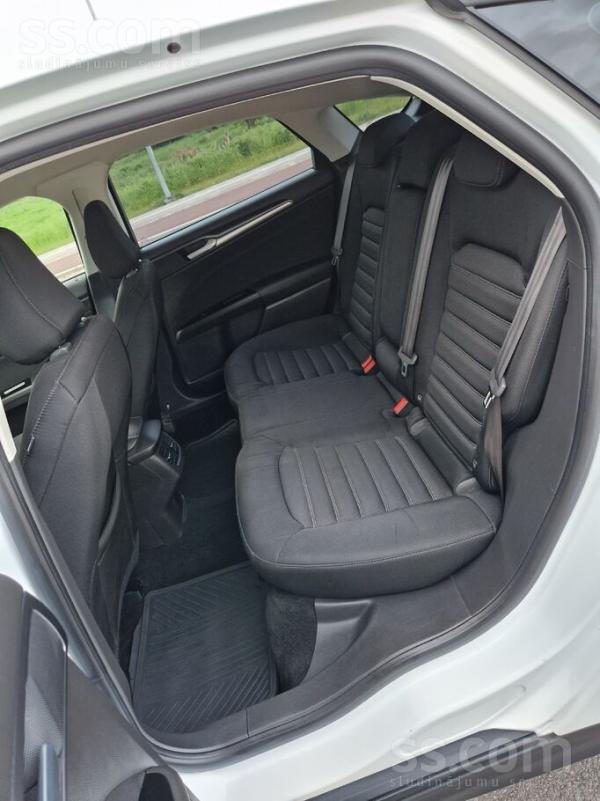 Balts Ford Mondeo 2019 Jelgava, ar dzinēja tilpumu 2.00 L un nobraukumu 159 tūkst. km par 8500 €, foto 7 vietnē AUTOMOTO.COM.LV