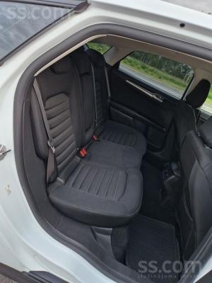 Balts Ford Mondeo 2019 Jelgava, ar dzinēja tilpumu 2.00 L un nobraukumu 159 tūkst. km par 8500 €, foto 9 vietnē AUTOMOTO.COM.LV