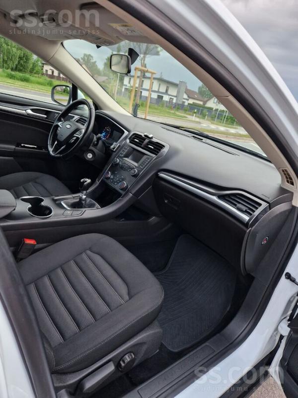 Balts Ford Mondeo 2019 Jelgava, ar dzinēja tilpumu 2.00 L un nobraukumu 159 tūkst. km par 8500 €, foto 10 vietnē AUTOMOTO.COM.LV
