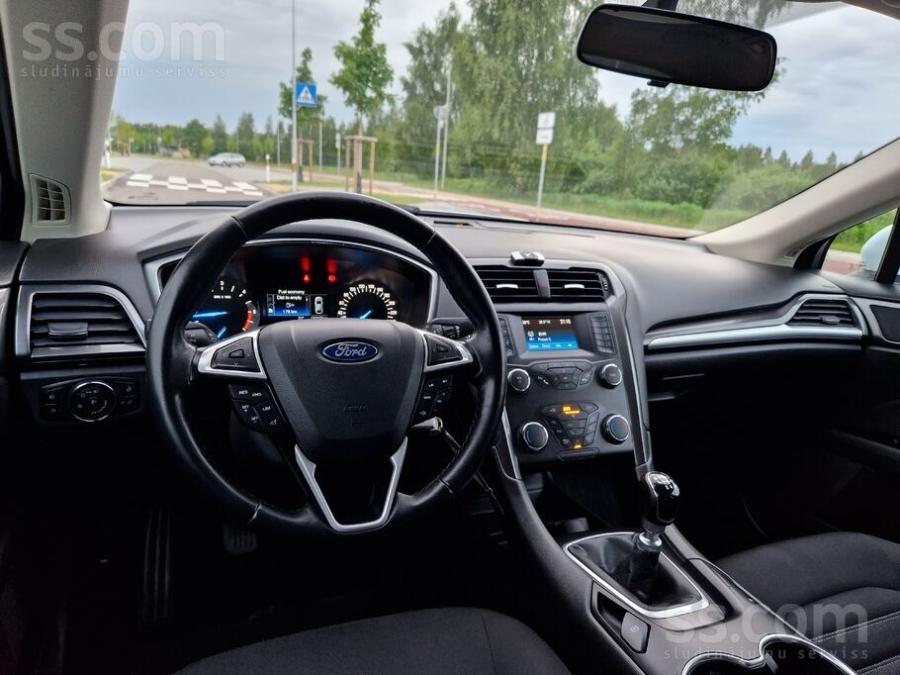 Balts Ford Mondeo 2019 Jelgava, ar dzinēja tilpumu 2.00 L un nobraukumu 159 tūkst. km par 8500 €, foto 13 vietnē AUTOMOTO.COM.LV