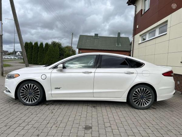 Ford Mondeo 2020 in Kretinga on AUTOMOTO.COM.LV White Ford Mondeo 2020 in Kretinga, with an engine capacity of 2.00 L and mileage of 159 thousand km for 12499 €, photo 7 on AUTOMOTO.COM.LV