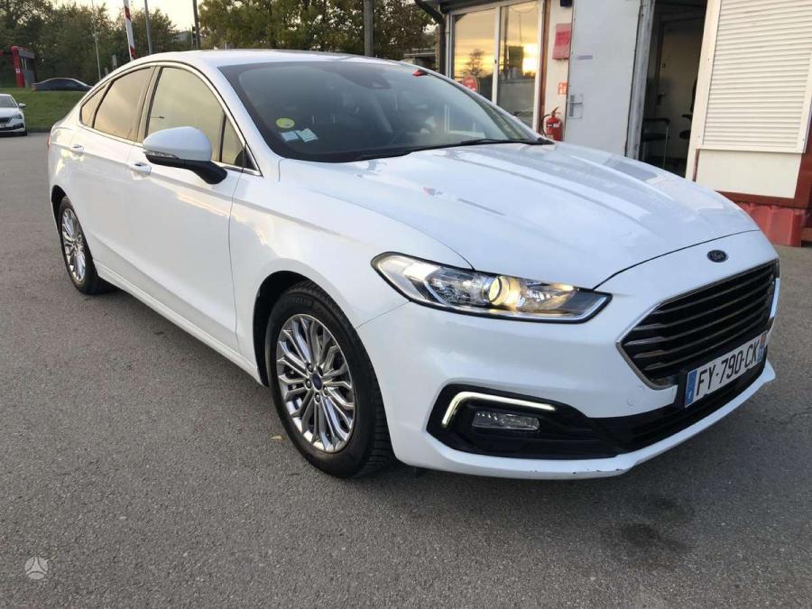 White Ford Mondeo 2021 in Klaipeda, with an engine capacity of 2.00 L and mileage of 183 thousand km for 12400 €, photo 3 on AUTOMOTO.COM.LV