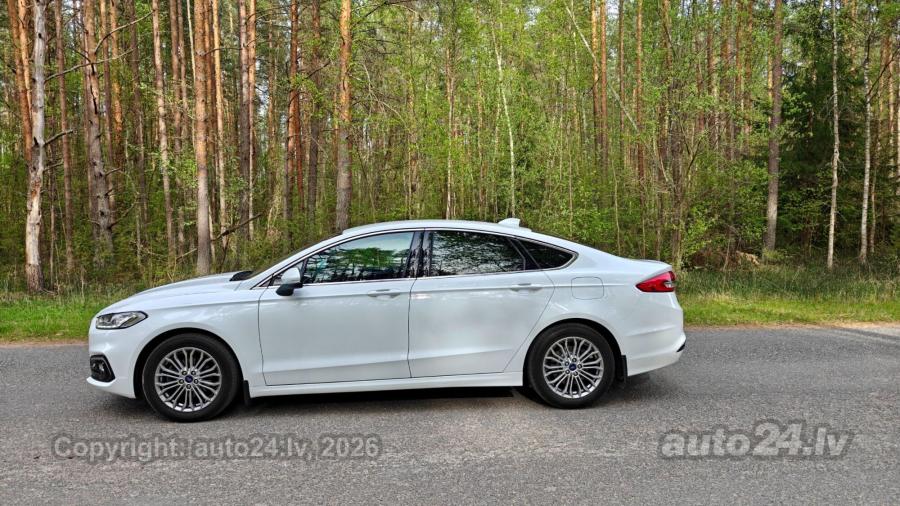 White Ford Mondeo 2022 in Tallinn, with an engine capacity of 2.00 L and mileage of 75 thousand km for 19590 €, photo 10 on AUTOMOTO.COM.LV