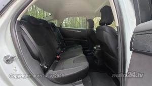 White Ford Mondeo 2022 in Tallinn, with an engine capacity of 2.00 L and mileage of 75 thousand km for 19590 €, photo 13 on AUTOMOTO.COM.LV