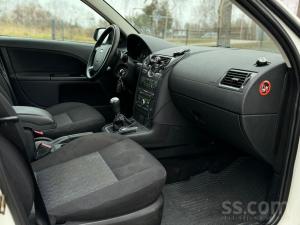 Balts Ford Mondeo 2007 Jelgava, ar dzinēja tilpumu 2.00 L un nobraukumu 0 tūkst. km par 8600 €, foto 10 vietnē AUTOMOTO.COM.LV