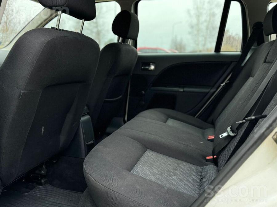 Balts Ford Mondeo 2007 Jelgava, ar dzinēja tilpumu 2.00 L un nobraukumu 0 tūkst. km par 8600 €, foto 11 vietnē AUTOMOTO.COM.LV