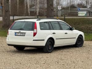 Balts Ford Mondeo 2007 Rīga, ar dzinēja tilpumu 2.00 L un nobraukumu 248 tūkst. km par 1100 €, foto 8 vietnē AUTOMOTO.COM.LV