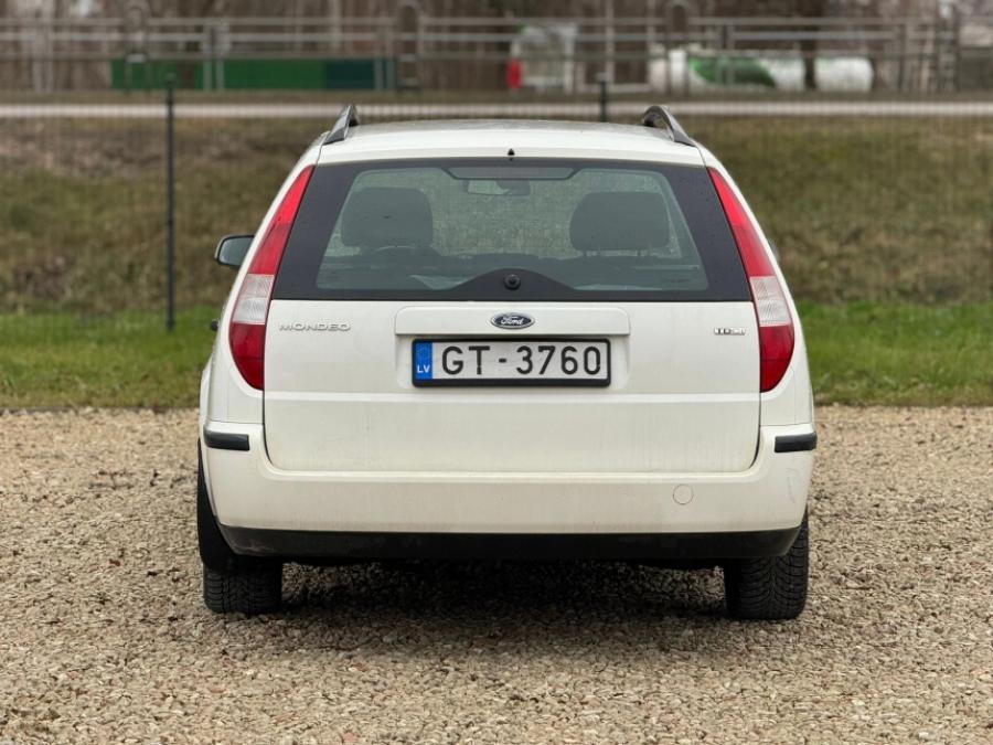 Balts Ford Mondeo 2007 Rīga, ar dzinēja tilpumu 2.00 L un nobraukumu 248 tūkst. km par 1100 €, foto 13 vietnē AUTOMOTO.COM.LV
