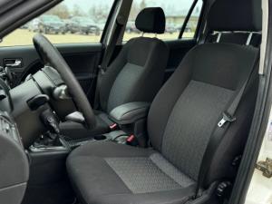 Balts Ford Mondeo 2007 Rīga, ar dzinēja tilpumu 2.00 L un nobraukumu 248 tūkst. km par 1100 €, foto 17 vietnē AUTOMOTO.COM.LV