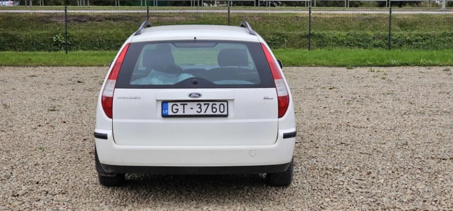 Balts Ford Mondeo 2007 Rīga, ar dzinēja tilpumu 2.00 L un nobraukumu 248 tūkst. km par 1100 €, foto 22 vietnē AUTOMOTO.COM.LV