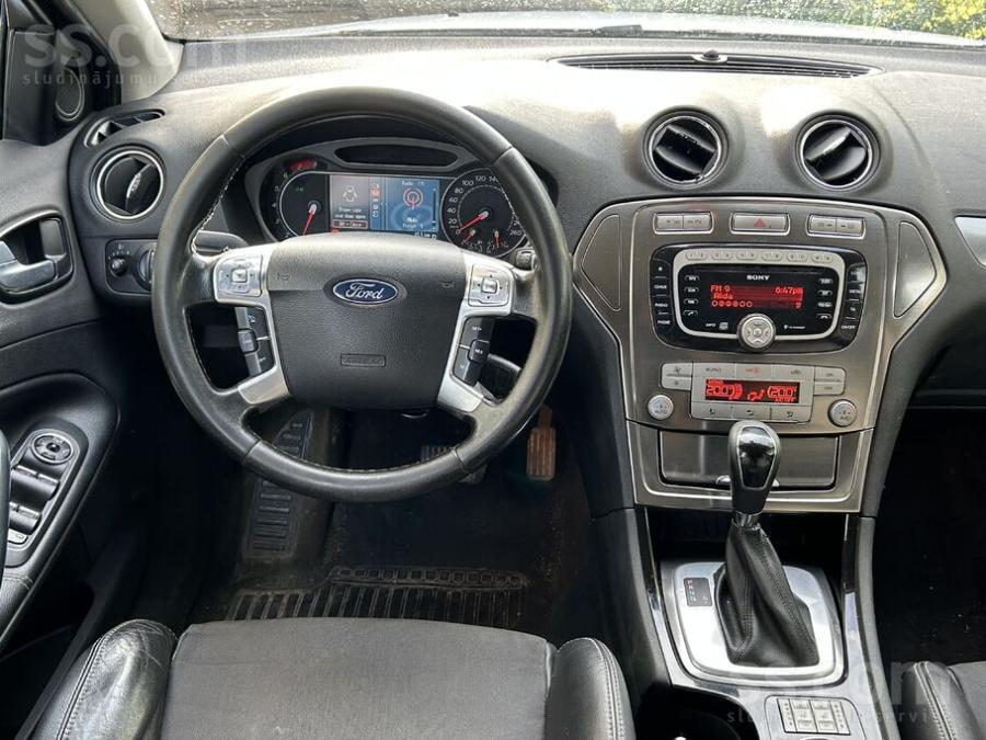 Balts Ford Mondeo 2008 Bauska, ar dzinēja tilpumu 2.30 L un nobraukumu 348 tūkst. km par 1500 €, foto 6 vietnē AUTOMOTO.COM.LV