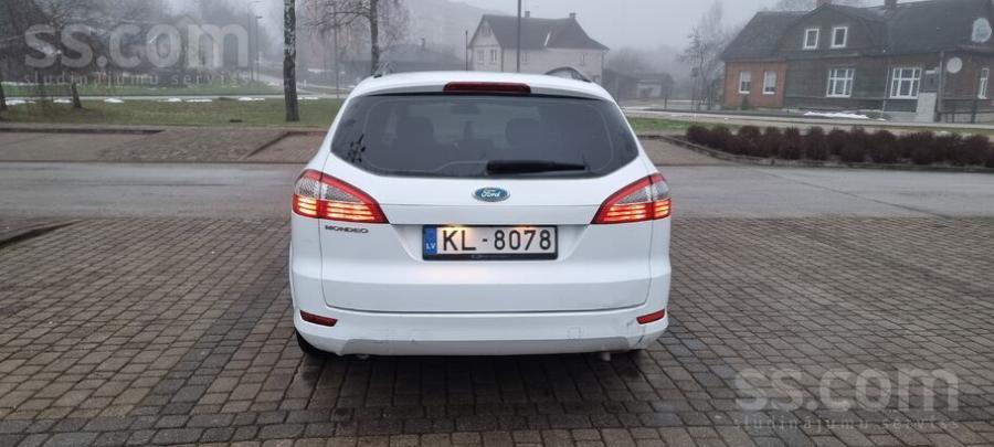 Balts Ford Mondeo 2010 Rēzekne, ar dzinēja tilpumu 2.20 L un nobraukumu 171 tūkst. km par 2500 €, foto 5 vietnē AUTOMOTO.COM.LV