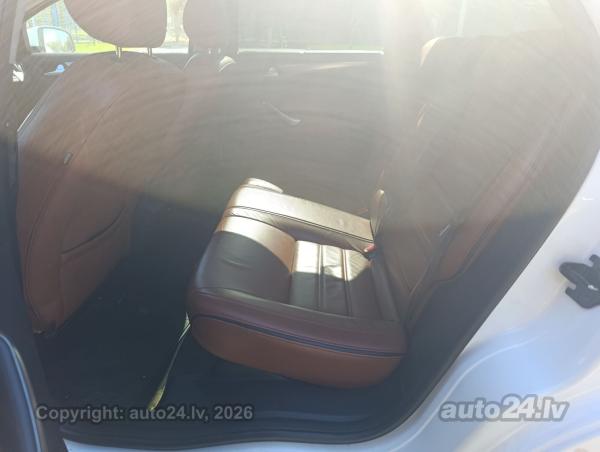 Balts Ford Mondeo 2011 Tallina, ar dzinēja tilpumu 2.00 L un nobraukumu 463 tūkst. km par 1299 €, foto 9 vietnē AUTOMOTO.COM.LV