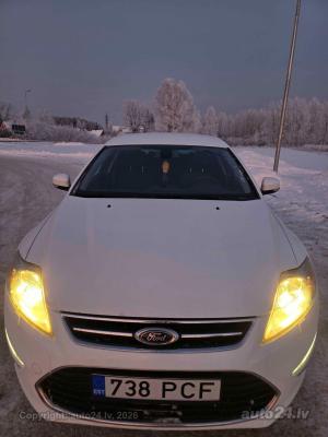 White Ford Mondeo 2012 in Tallinn, with an engine capacity of 2.00 L and mileage of 356 thousand km for 4200 €, photo 3 on AUTOMOTO.COM.LV