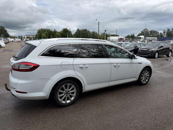 Balts Ford Mondeo 2012 Marijampole, ar dzinēja tilpumu 1.60 L un nobraukumu 186 tūkst. km par 2550 €, foto 3 vietnē AUTOMOTO.COM.LV