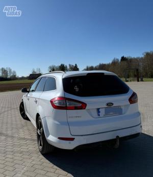 Balts Ford Mondeo 2013 Biržai, ar dzinēja tilpumu 2.00 L un nobraukumu 300 tūkst. km par 3500 €, foto  vietnē AUTOMOTO.COM.LV