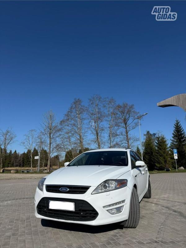 White Ford Mondeo 2013 in Birzai, with an engine capacity of 2.00 L and mileage of 300 thousand km for 3500 €, photo 2 on AUTOMOTO.COM.LV