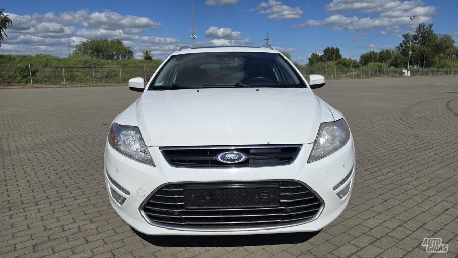 White Ford Mondeo 2013 in Marijampole, with an engine capacity of 2.20 L and mileage of 255 thousand km for 2150 €, photo 4 on AUTOMOTO.COM.LV