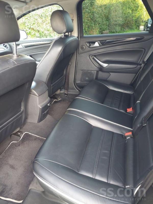 Balts Ford Mondeo 2013 Rīga, ar dzinēja tilpumu 2.20 L un nobraukumu 385 tūkst. km par 4500 €, foto 6 vietnē AUTOMOTO.COM.LV