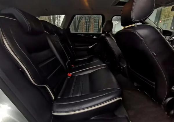 White Ford Mondeo 2013 in Riga, with an engine capacity of 2.20 L and mileage of 254 thousand km for 6390 €, photo 5 on AUTOMOTO.COM.LV