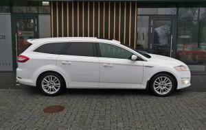 Balts Ford Mondeo 2013 Rīga, ar dzinēja tilpumu 2.20 L un nobraukumu 254 tūkst. km par 6390 €, foto 20 vietnē AUTOMOTO.COM.LV
