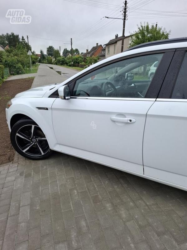 White Ford Mondeo 2013 in Birzai, with an engine capacity of 2.00 L and mileage of 291 thousand km for 3500 €, photo 5 on AUTOMOTO.COM.LV
